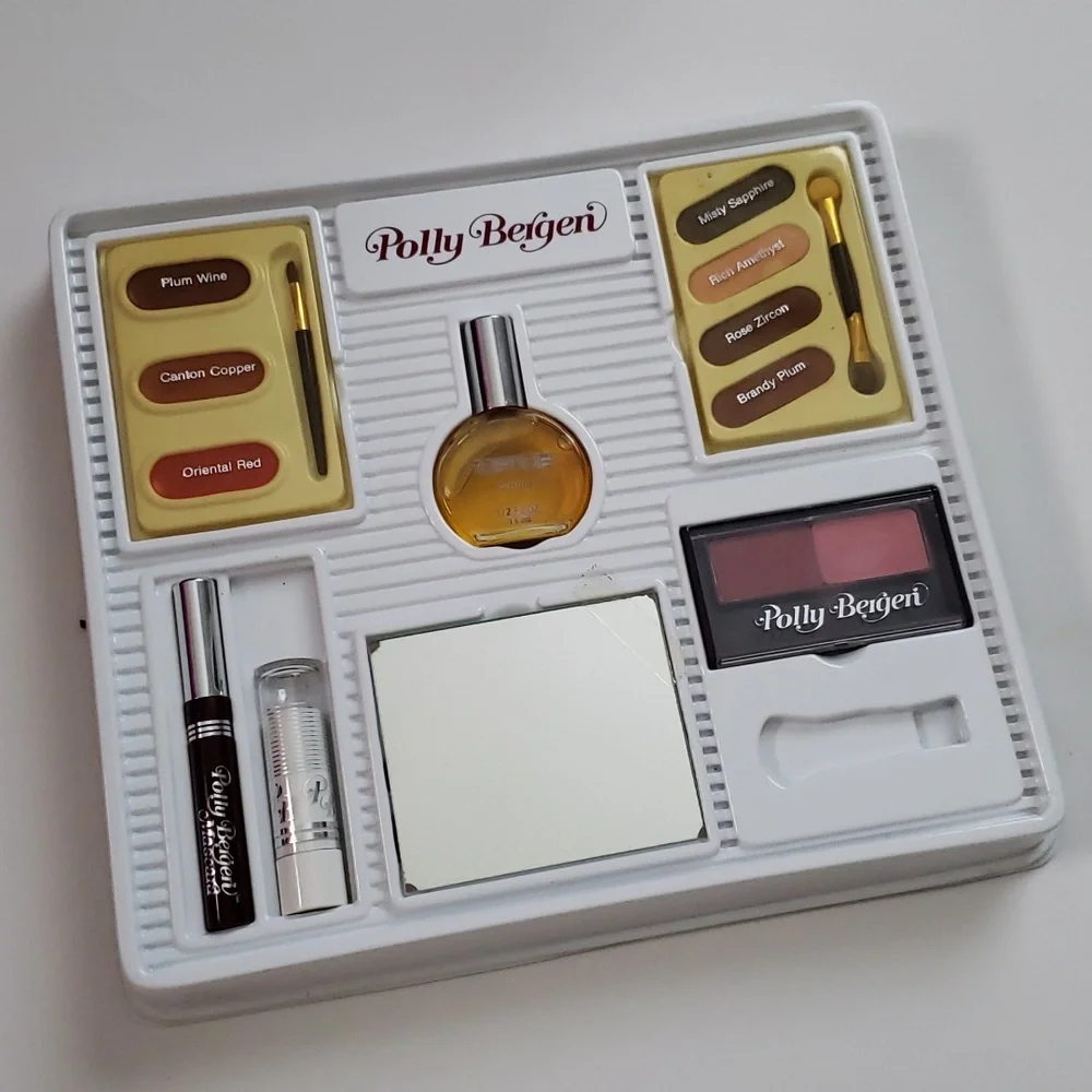 Polly Bergen | Makeup | Vtg Polly Bergen Cosmetics Color Collection ...